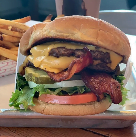 The 10 Best Places to Have a Burger in the Valley - Lost In Phoenix