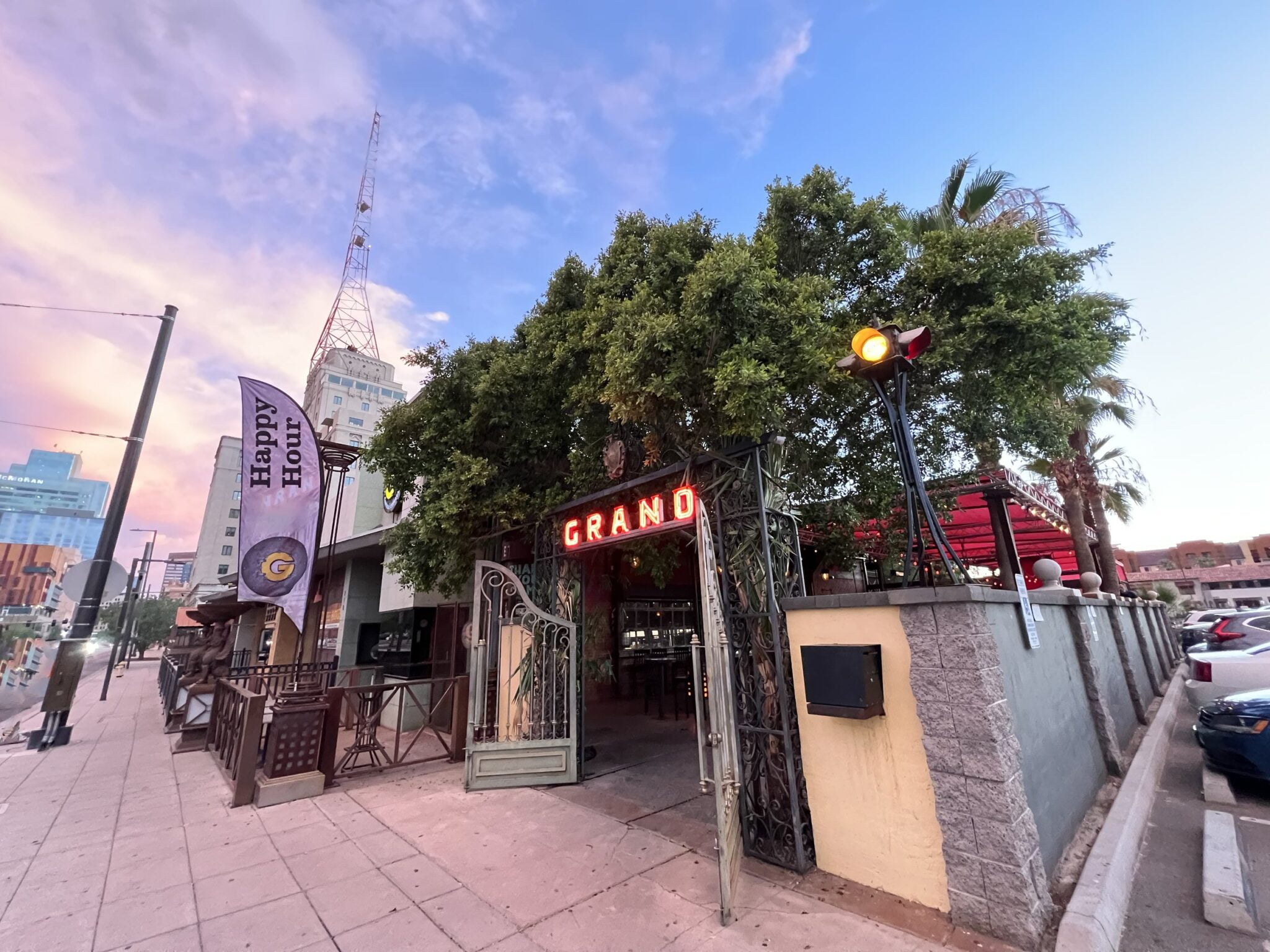 9 Best Bars and Restaurants in Phoenix to Enjoy Live Music - Lost In ...